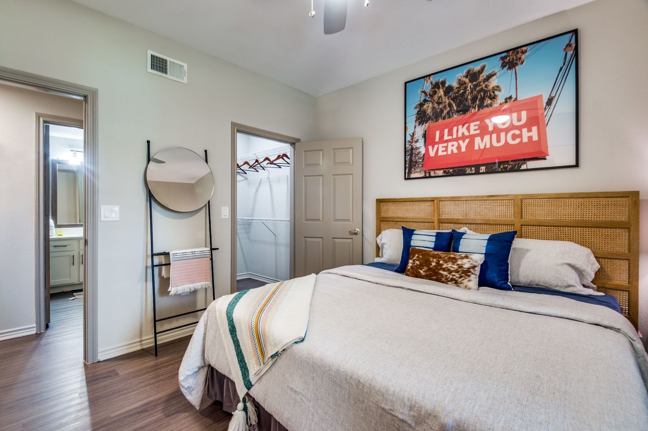 Energy Corridor Apartments | Aventura on Briar Forest | Home