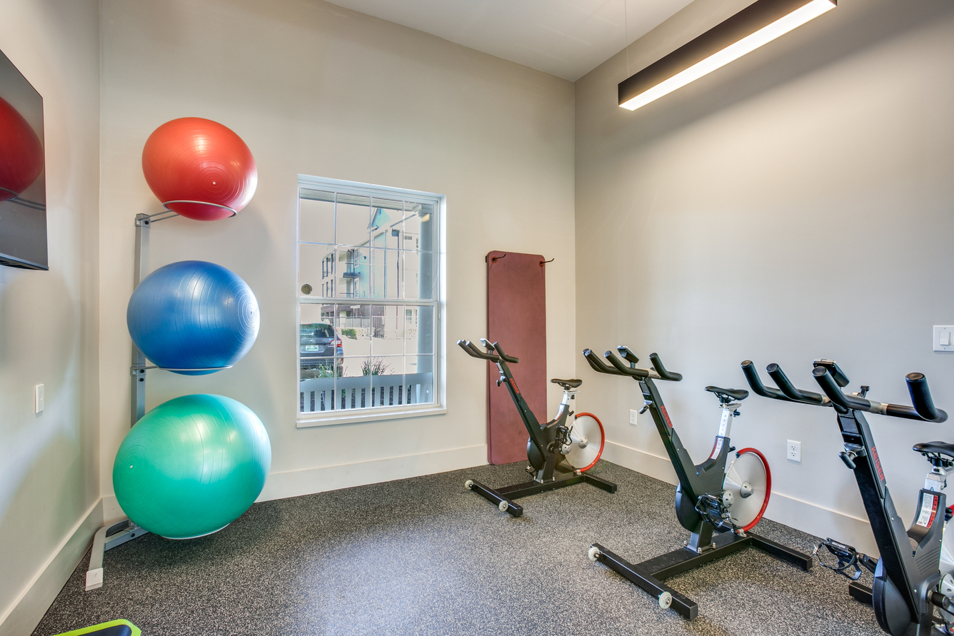 Briar Forest Apartments | Aventura on Briar Forest